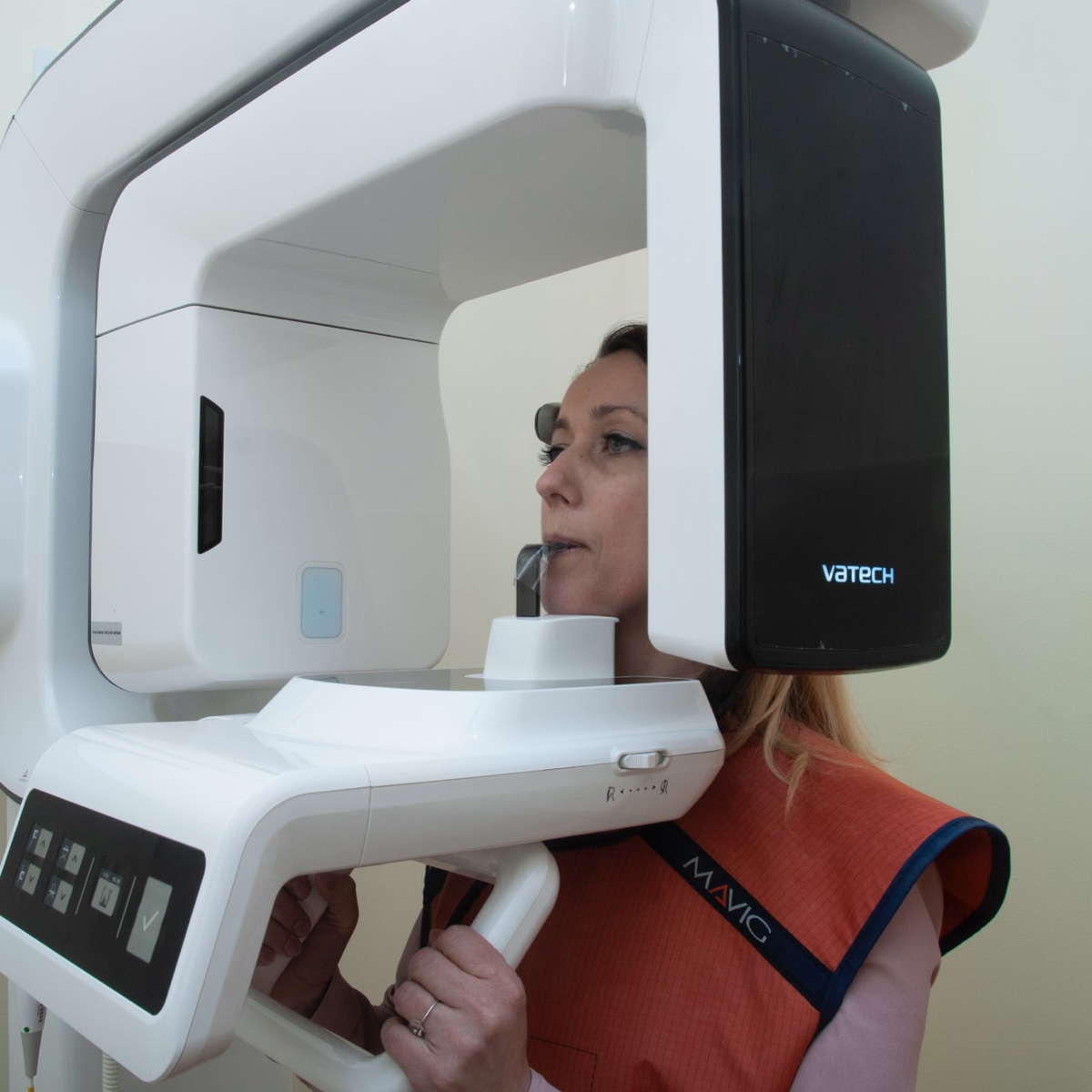 Dental services with advanced technology - Access Smile